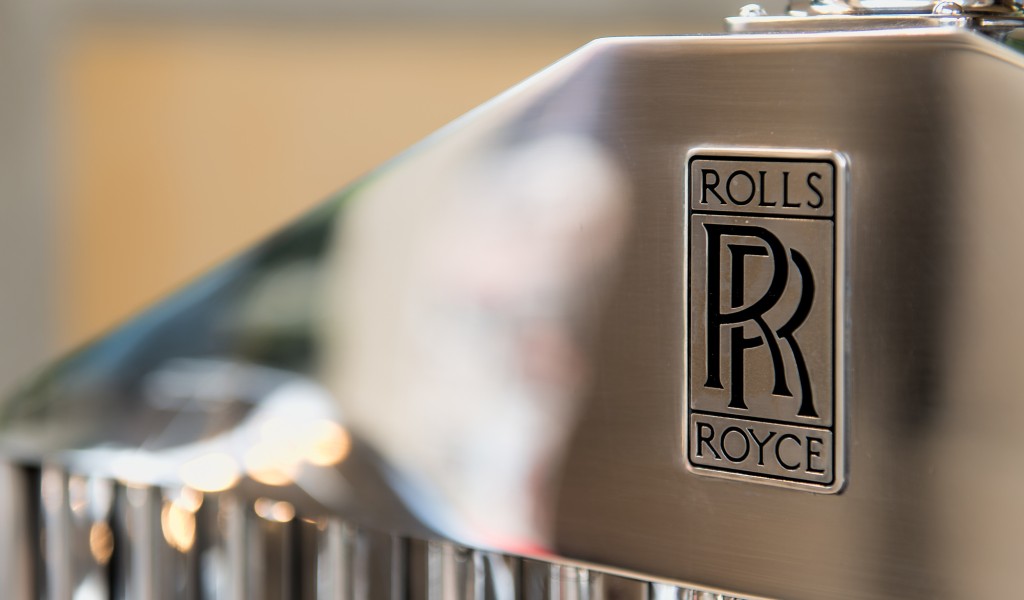 Perfect Private Plates for Rolls-Royce: Luxury & Prestige
